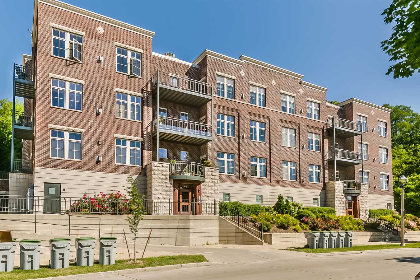 cre_condo-select-cityview-2x | Corley Real Estate