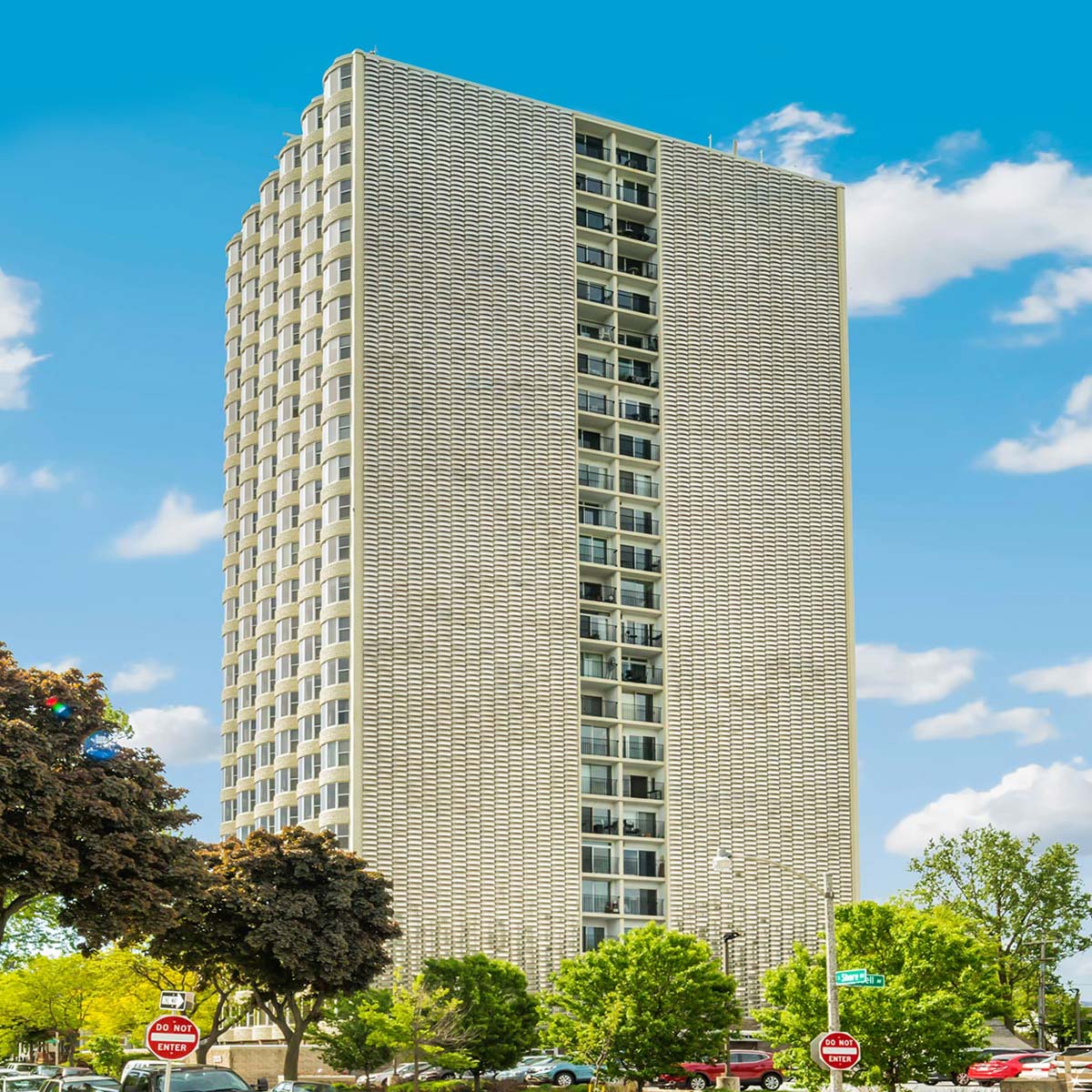 cre_condo-bot-select-bayview-2x | Corley Real Estate